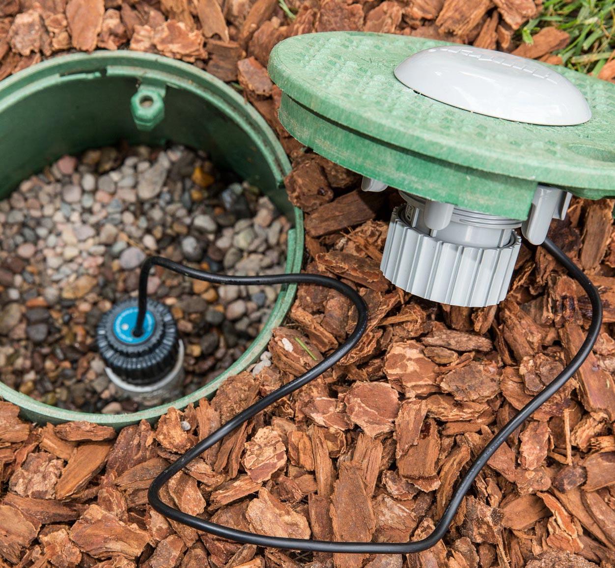 WFS FLOW SENSOR HUNTER WIRELESS 900MHZ C/W TRANSMITTER AND RECEIVER ...