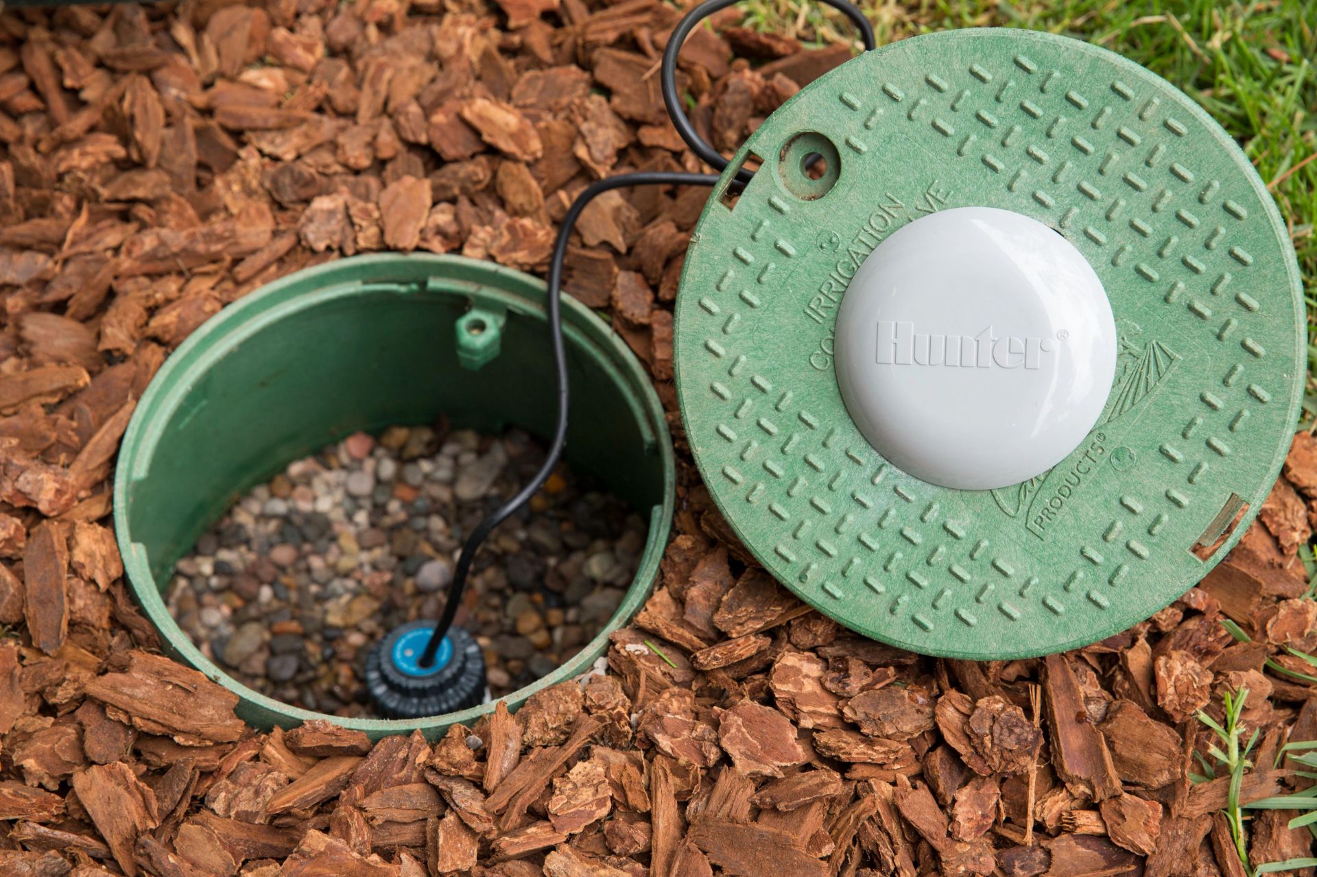 WFS FLOW SENSOR HUNTER WIRELESS 900MHZ C/W TRANSMITTER AND RECEIVER ...